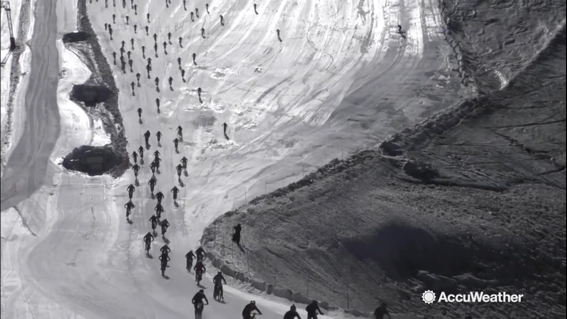 Biking down an icy slope goes as you would expect it for several riders ...
