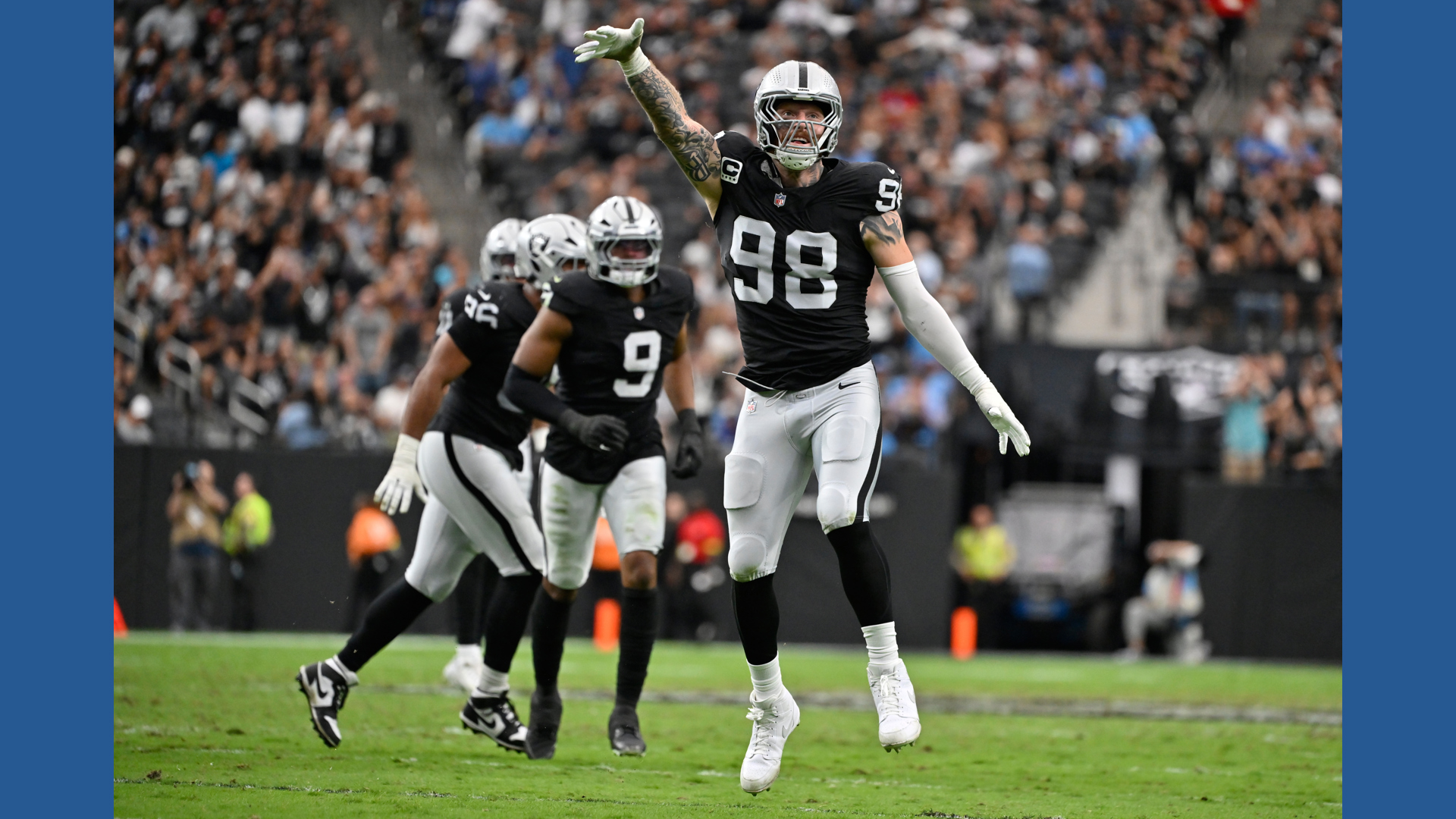 The Raiders end a 4-game skid by dominating on defense to beat the ...