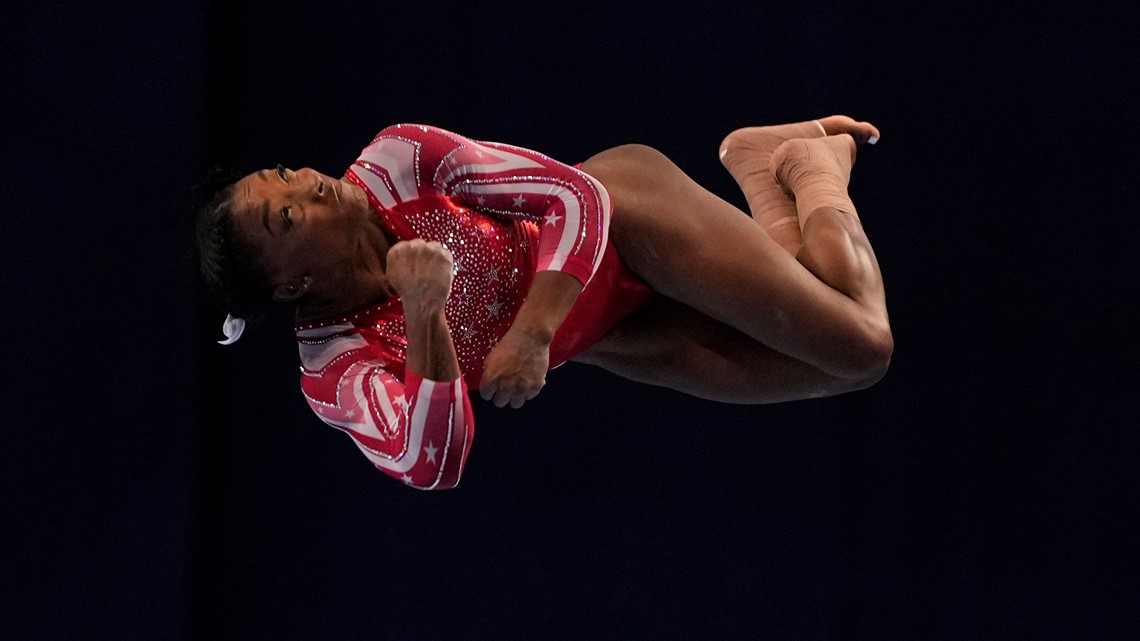 100 Simone Biles paper cutouts in Seattle man's stop-motion video ...