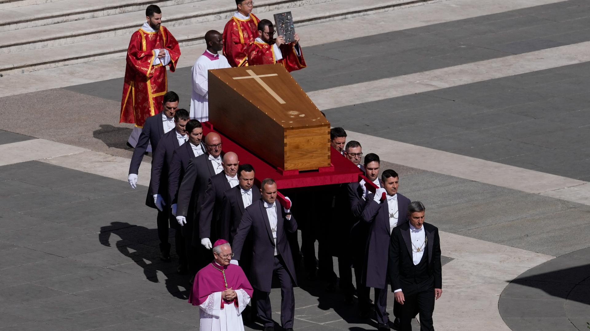 Pope Francis funeral eliminates 3-coffin tradition as act of humility ...