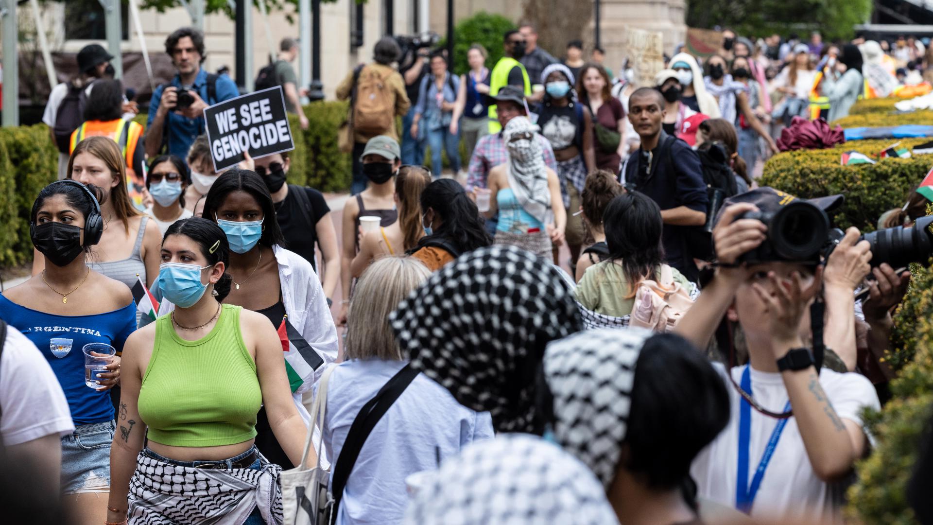 Trump threatens to cut federal funding for 'illegal protests' at ...