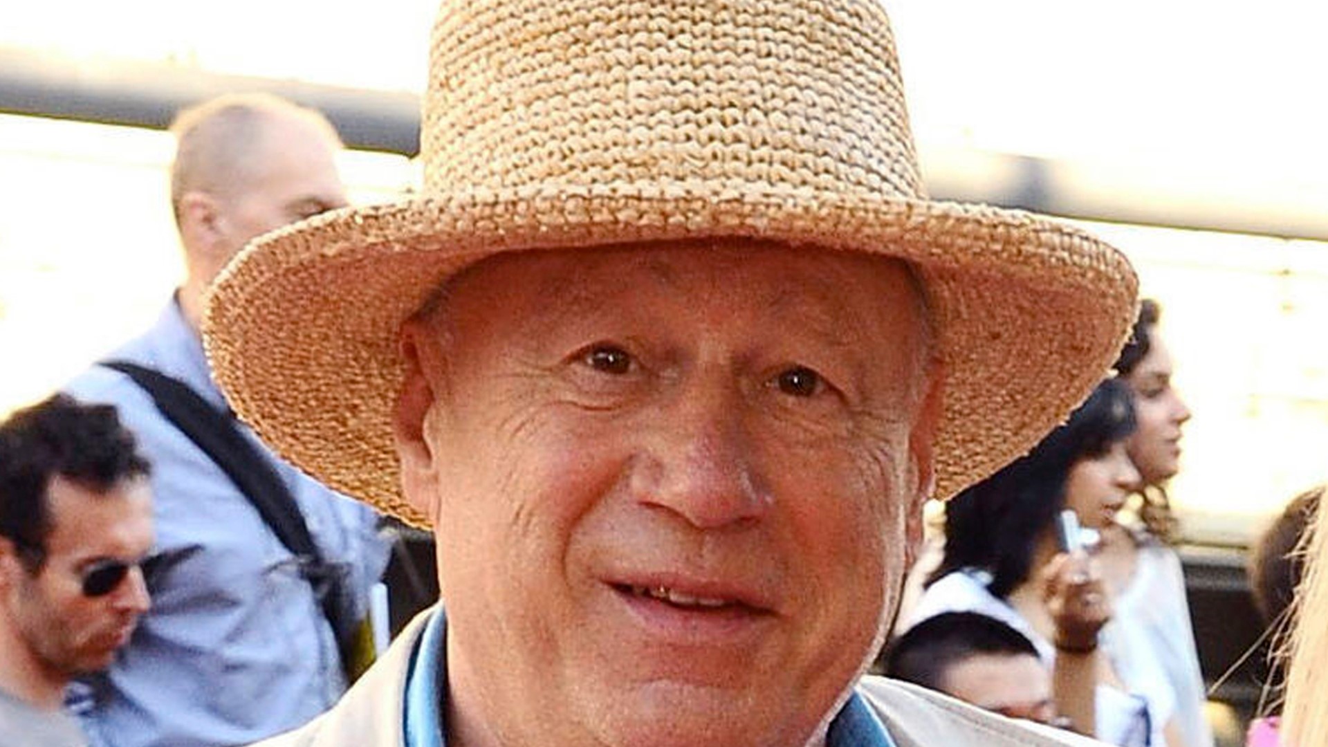 Monty Python collaborator Neil Innes dies at age 75 | thv11.com