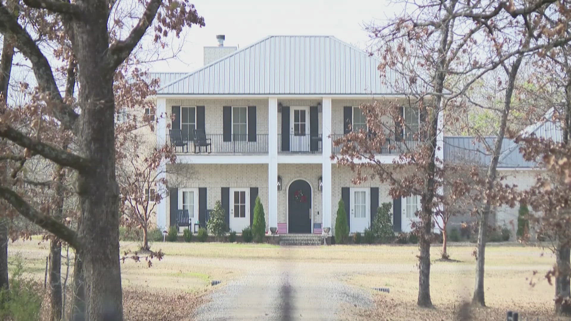 Everything we know about Dr. Randall Beallis, according to medical ...