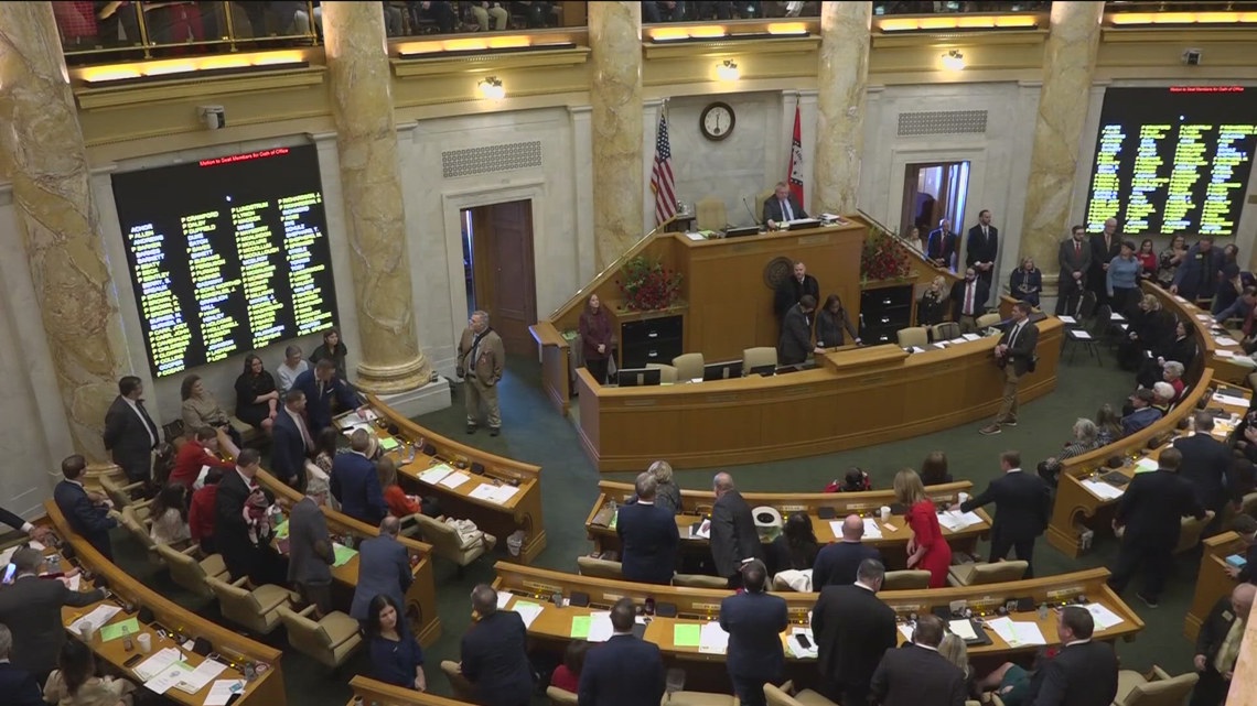 Arkansas lawmakers gather in Little Rock to begin new legislative ...
