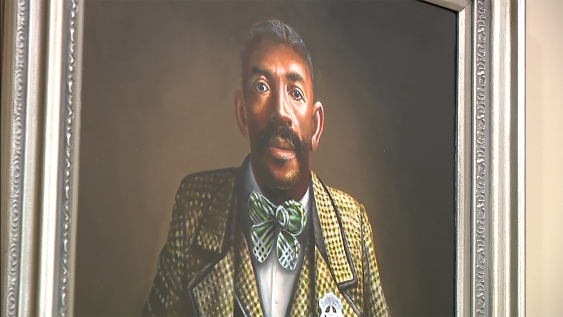Arkansas Capitol unveils historic portrait honoring Bass Reeves | thv11.com