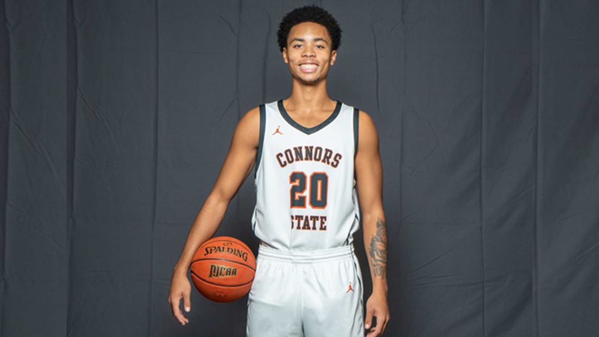 Connors State College basketball player dies after injury during game ...