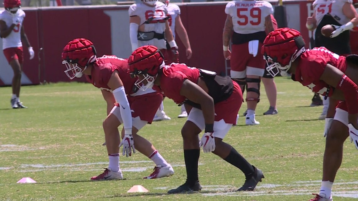 Razorbacks' defense stands out in second scrimmage of fall camp | thv11.com