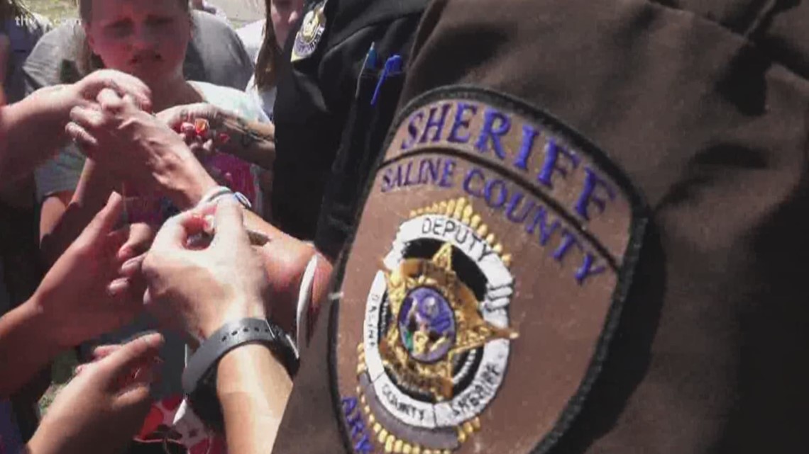 Police comfort kids scared of shooting threat | thv11.com