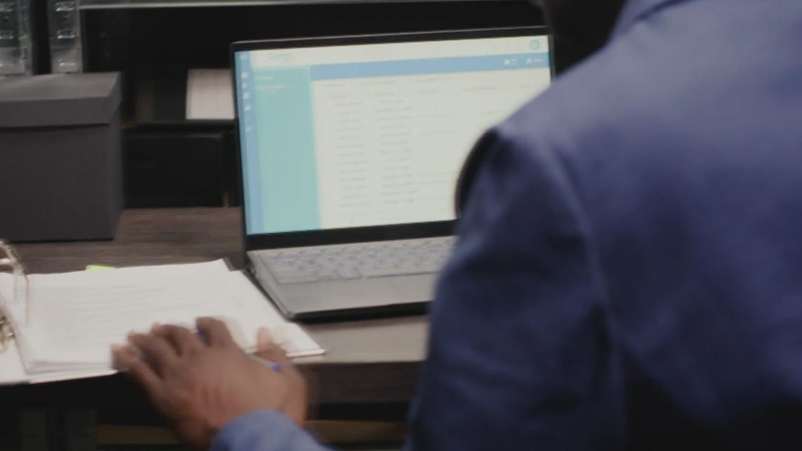 Arkansas State Police work to help cold case families get answers ...