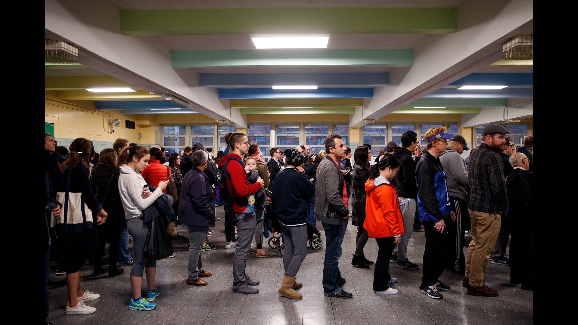 PHOTOS: Long lines at polls on Election Day in America | thv11.com