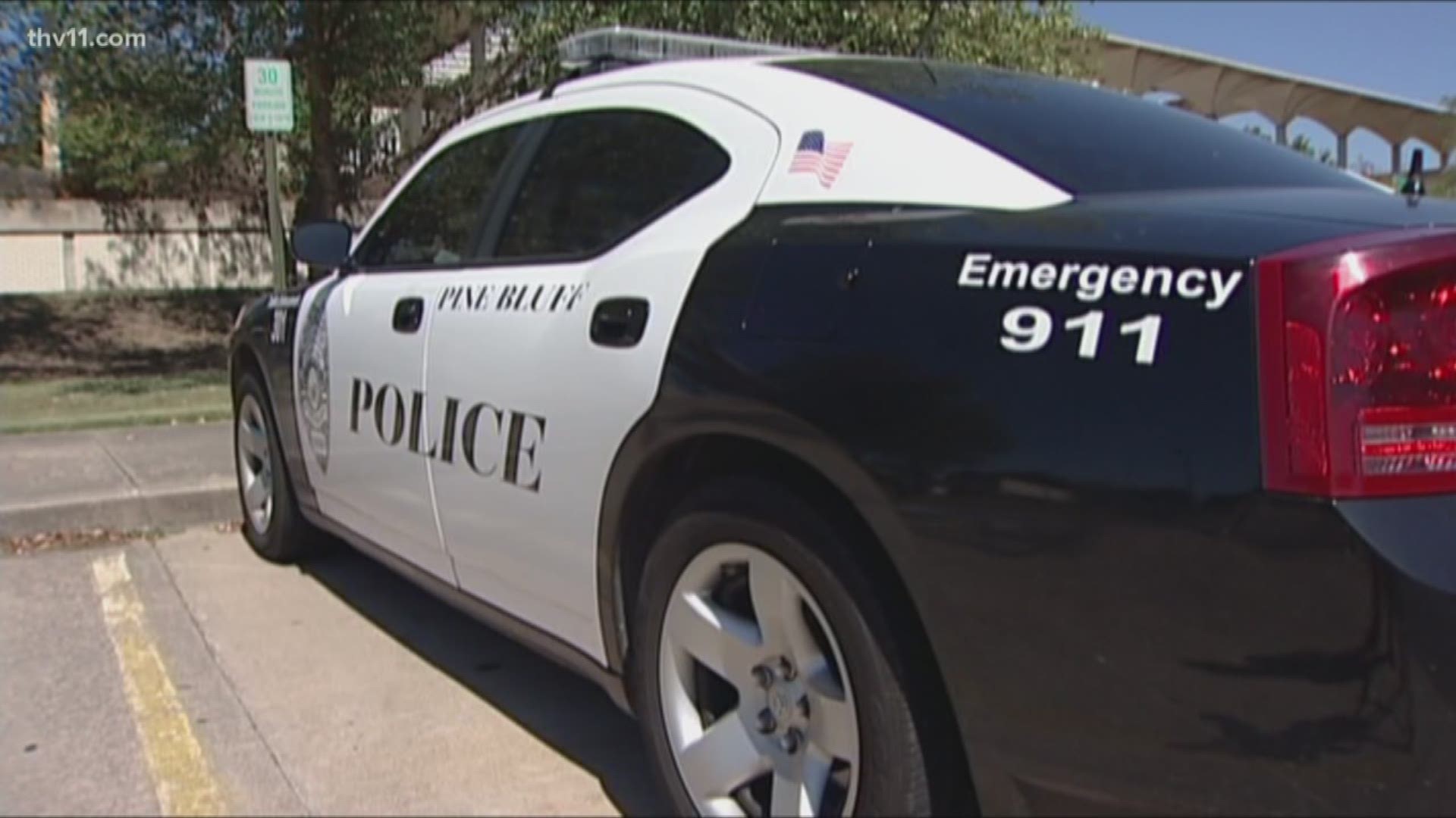 Pine Bluff police investigate deadly apartment complex shooting | thv11.com