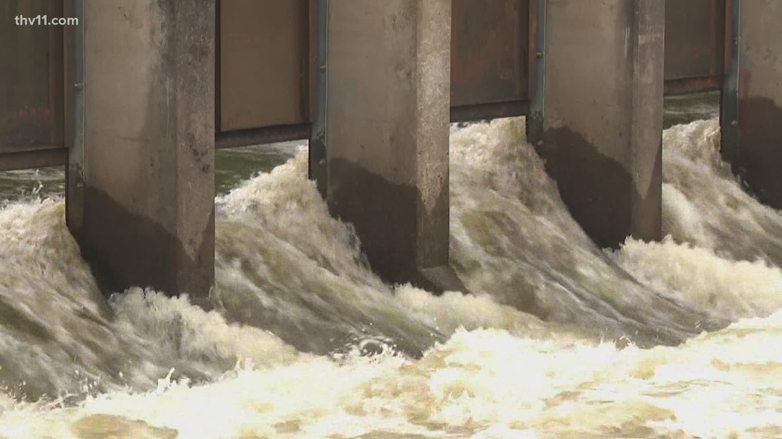 Officials worry Lake Conway may be nearing flood stage | thv11.com
