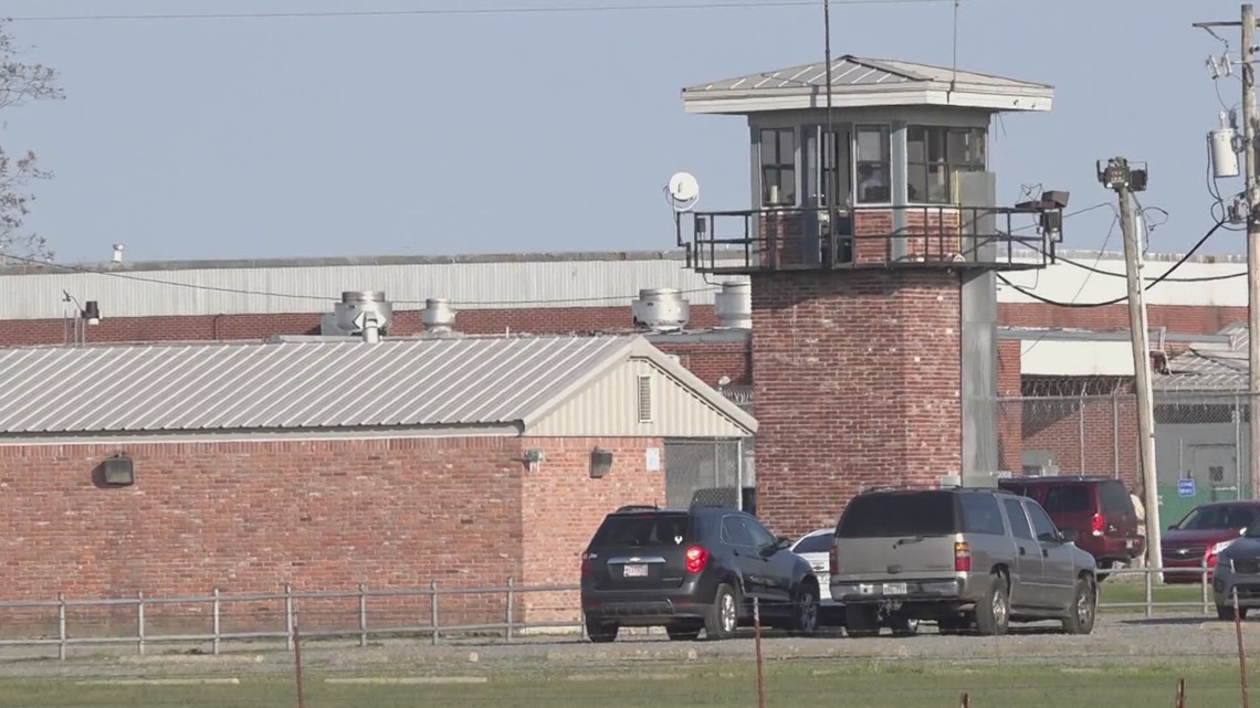Arkansas Board of Corrections looks to address staffing shortages ...