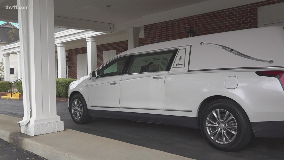 As funeral costs rise, more people look to cremation | thv11.com