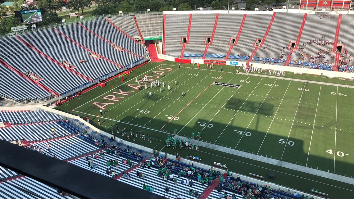 New sideline technology gives some teams an advantage, allows football ...
