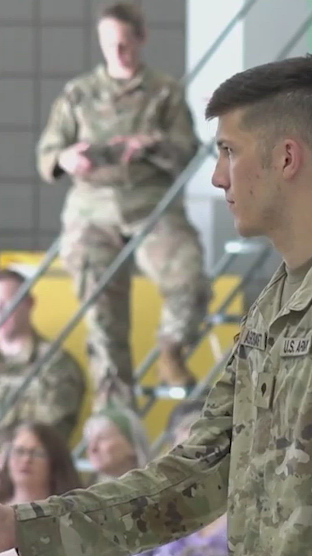Families send off Arkansas National Guardsmen on year-long mission to ...