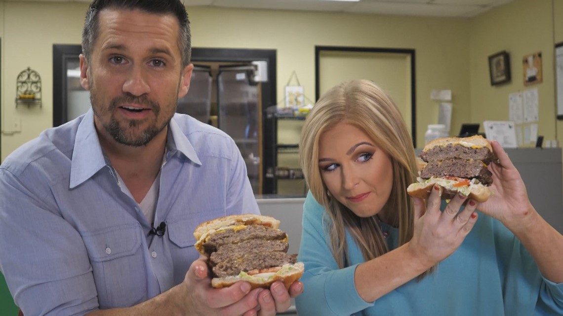 You'll go bananas for Monkey Burger and their giant burgers | thv11.com