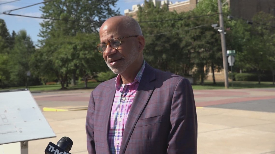 Remembering the Little Rock City Manager Bruce T. Moore | thv11.com