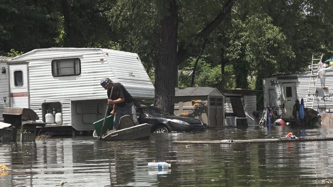 Conway church hosts disaster relief training in wake of flood damage ...