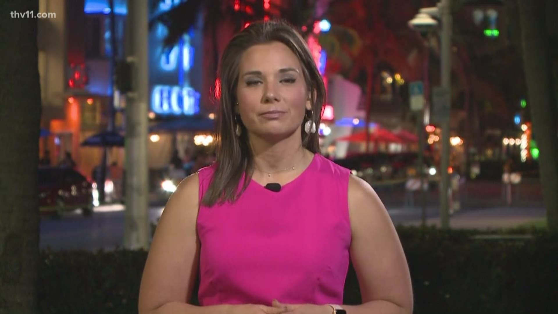 Dorian Craft in Miami alongside Daniel Gafford as he trains ahead of ...