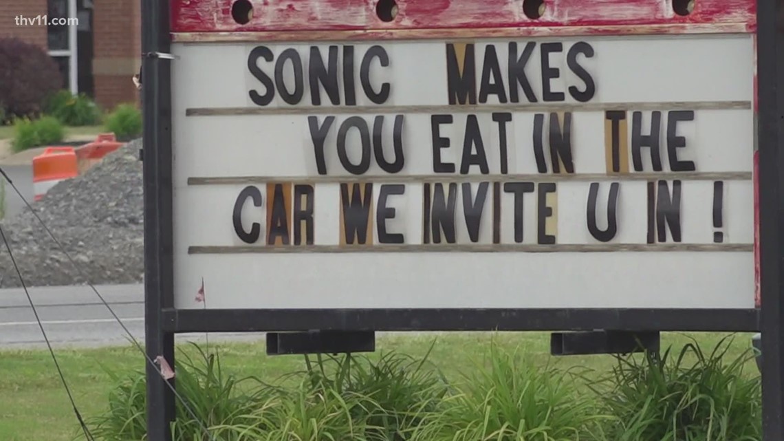 'Sign war' between Cabot businesses goes viral | thv11.com