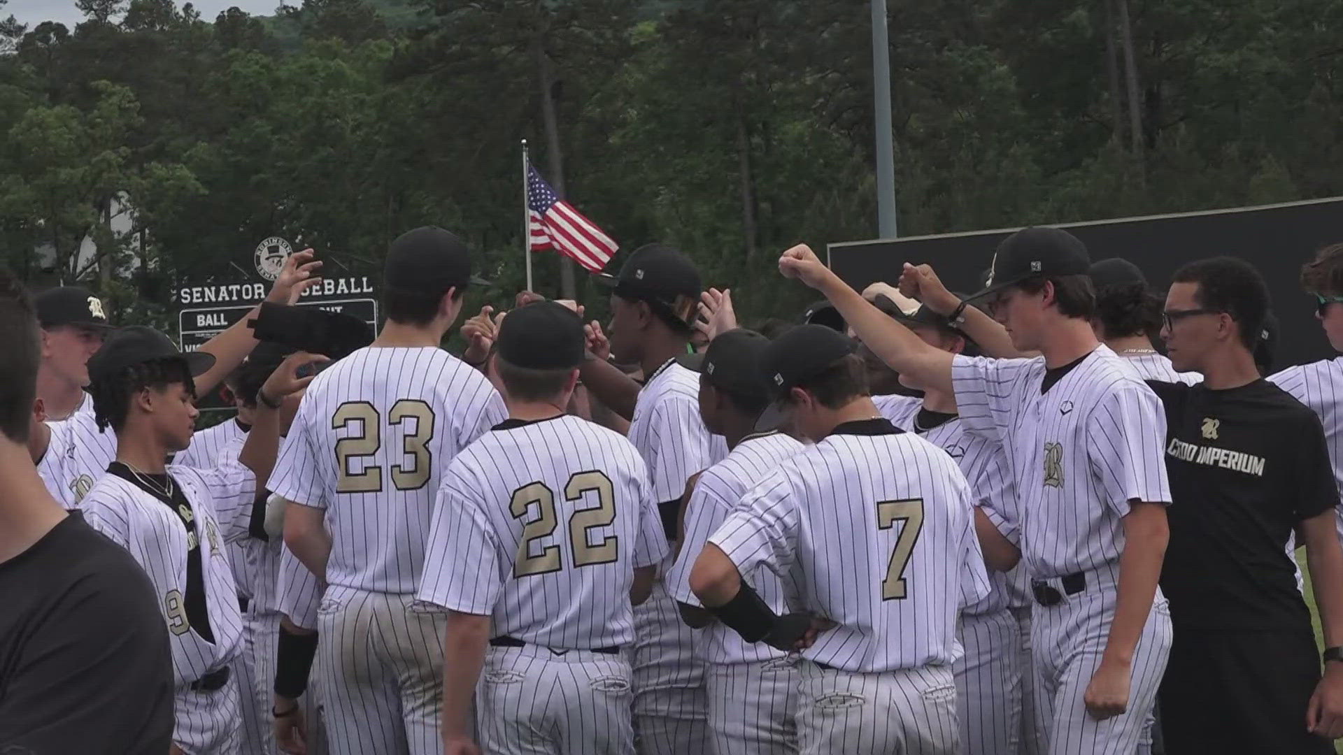 Joe T. Robinson Senators on brink of making baseball history | thv11.com