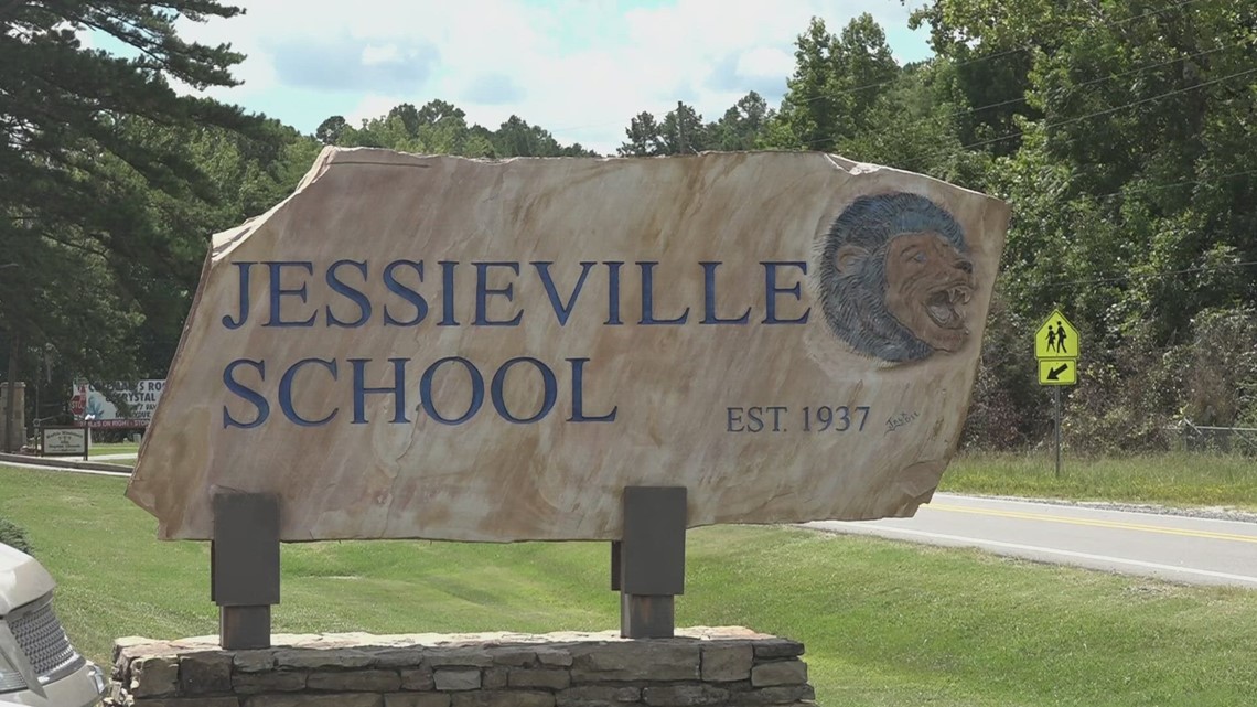 Jessieville students return to school as repairs continue | thv11.com