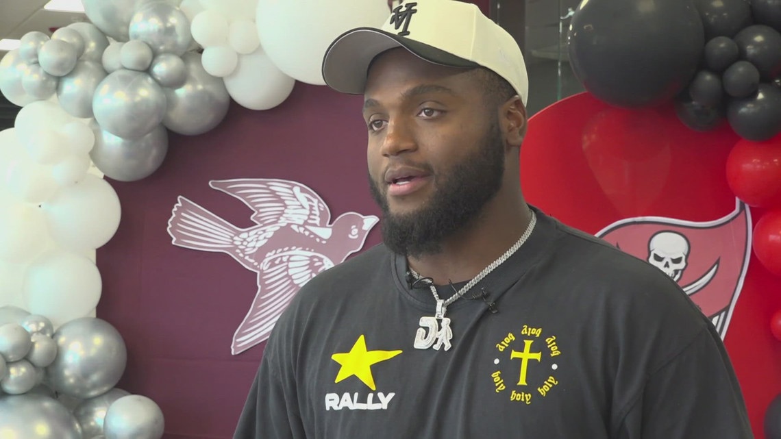 Buccaneers rookie linebacker David Walker is out with a torn ACL ...