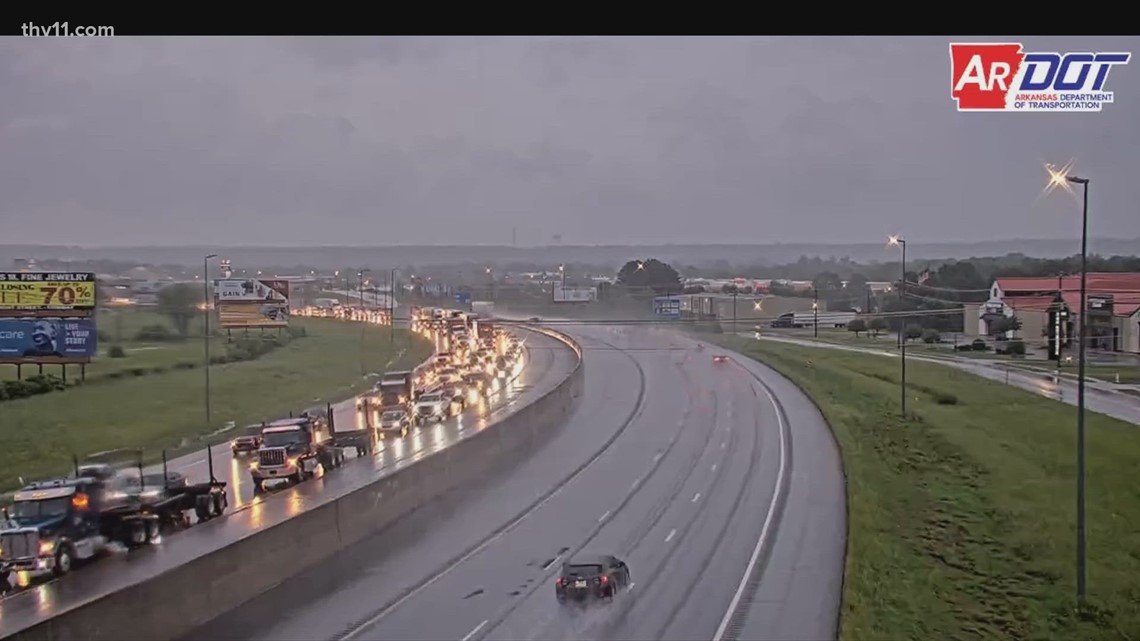 Multiple accidents cause traffic across the metro | thv11.com