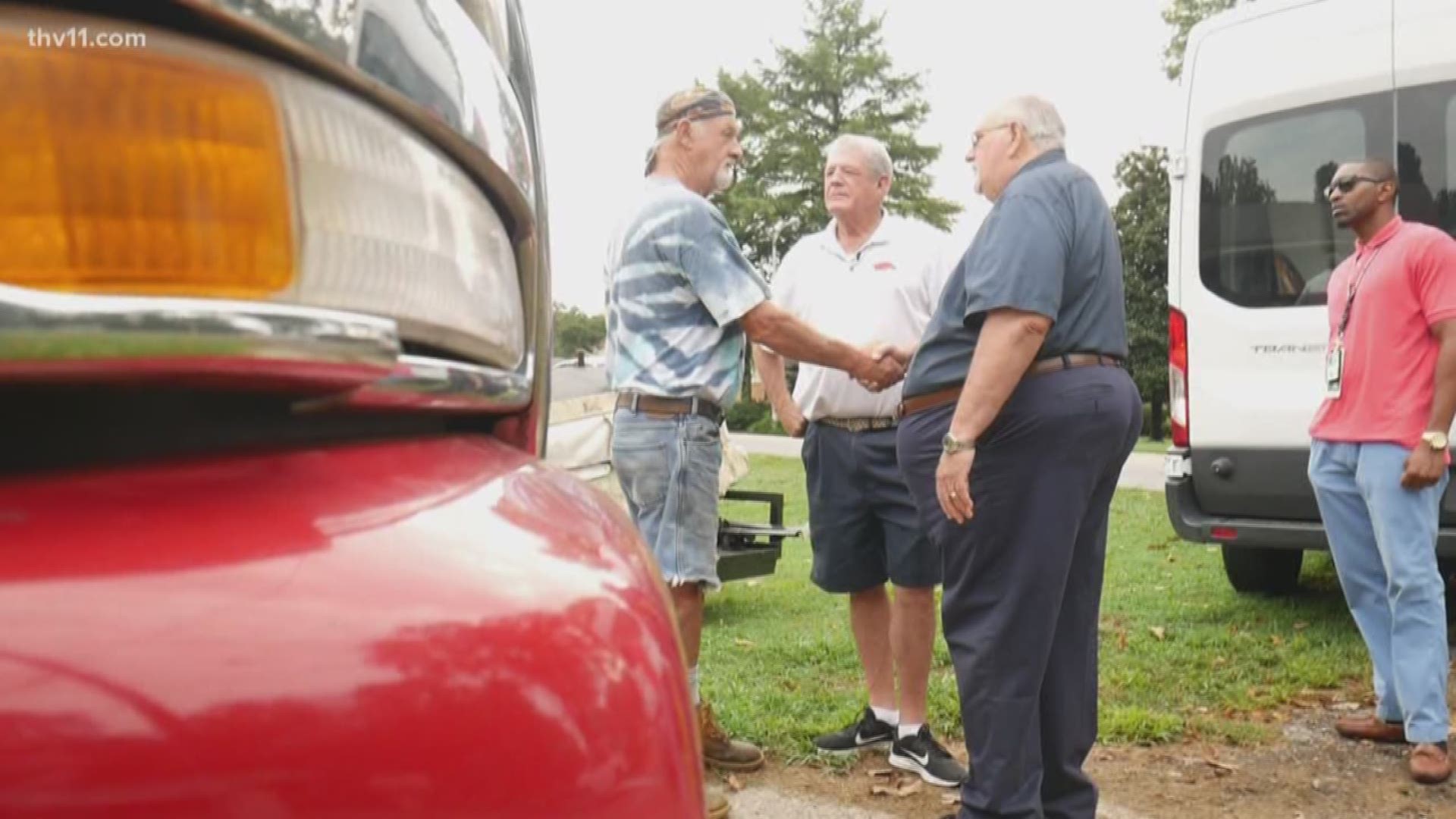 Little Rock nonprofit gives back to veterans | thv11.com