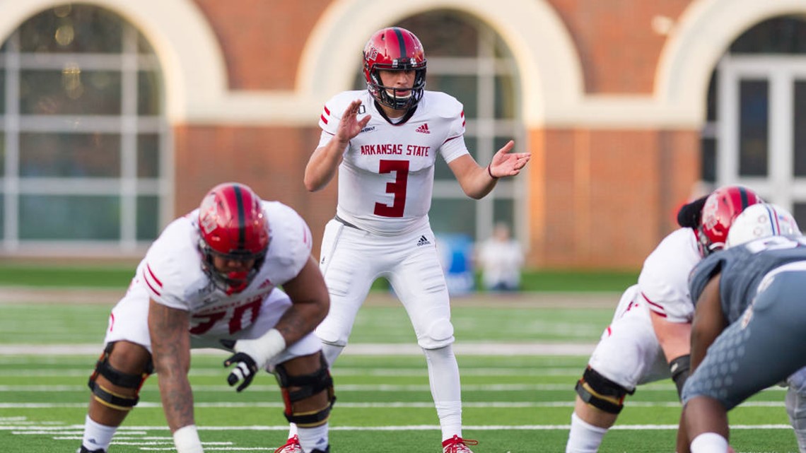 Layne Hatcher tabbed as Manning Award Star of the Week | thv11.com