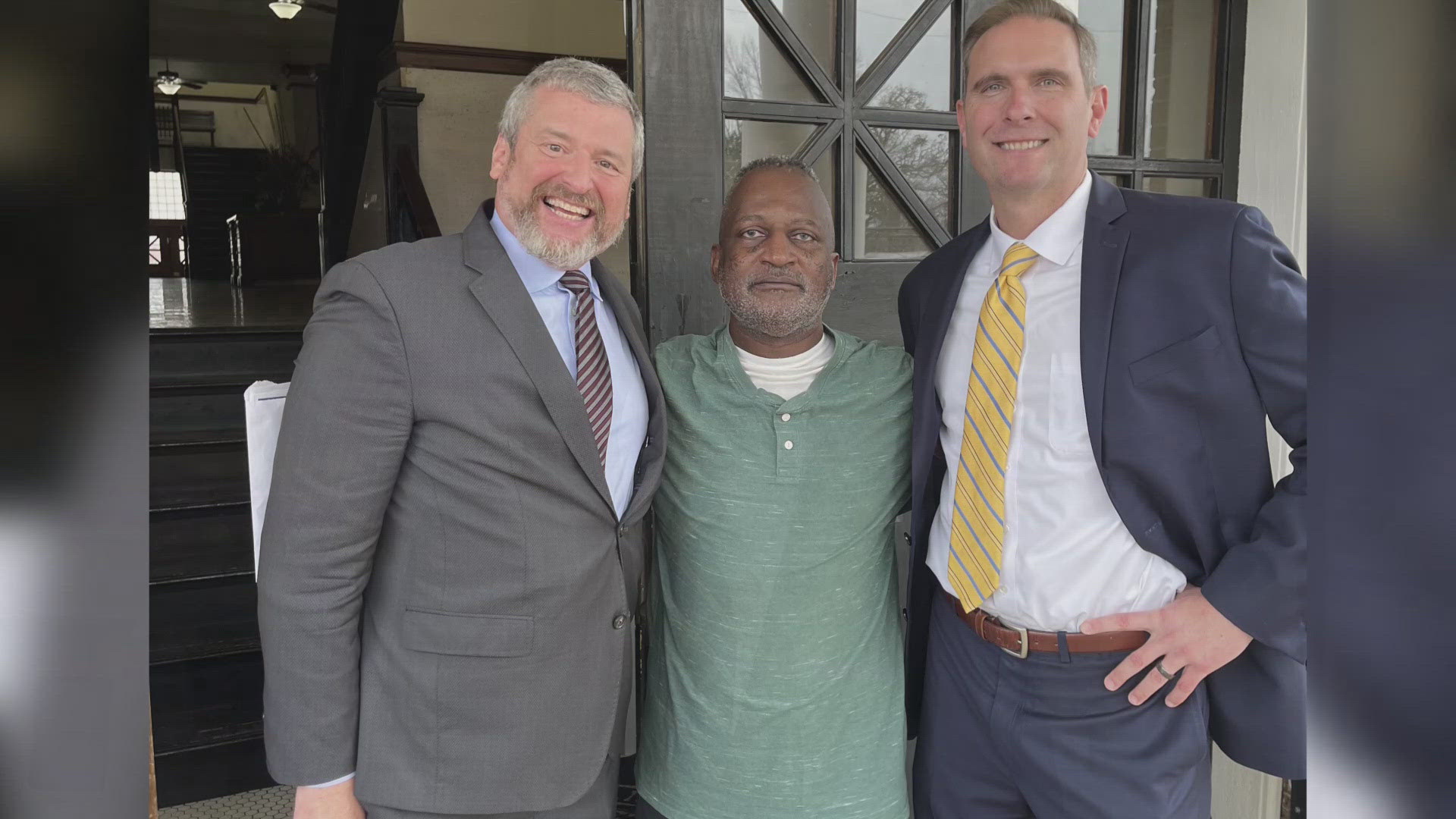 Charlie Vaughn, who claimed innocence, is released from Arkansas prison ...