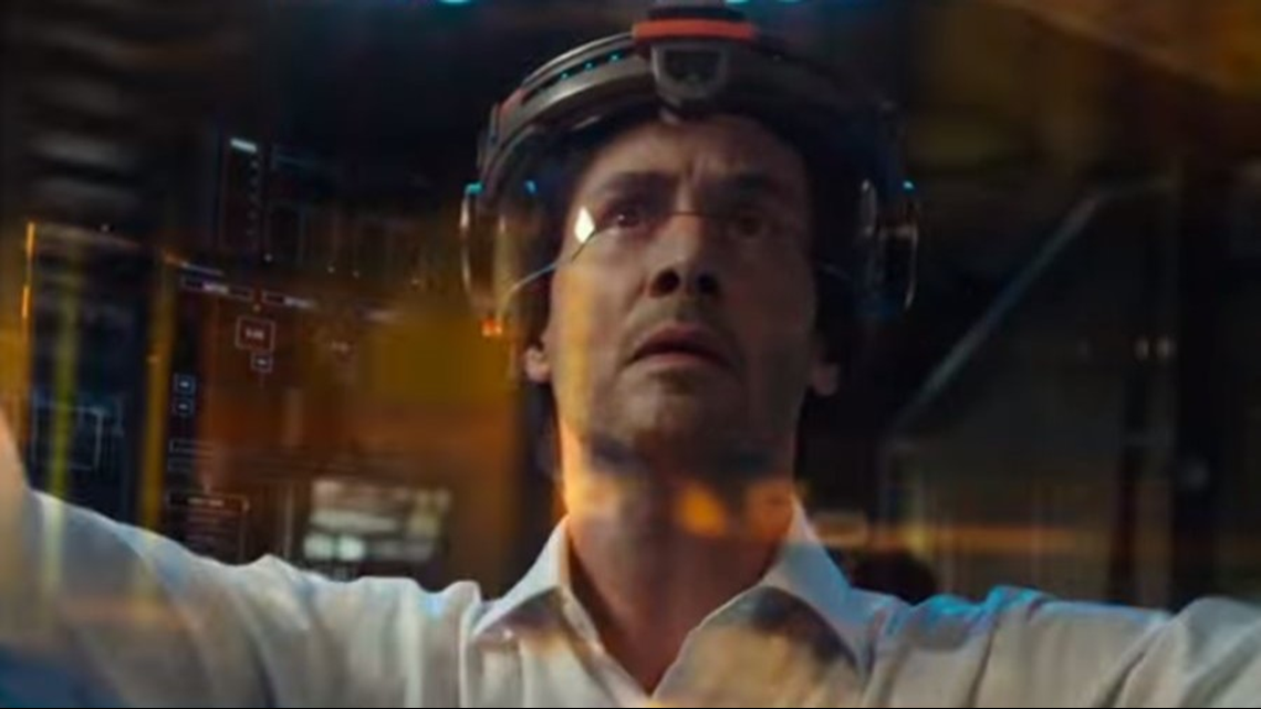 Keanu Reeves' Replicas is bad beyond belief, but that's what makes it ...