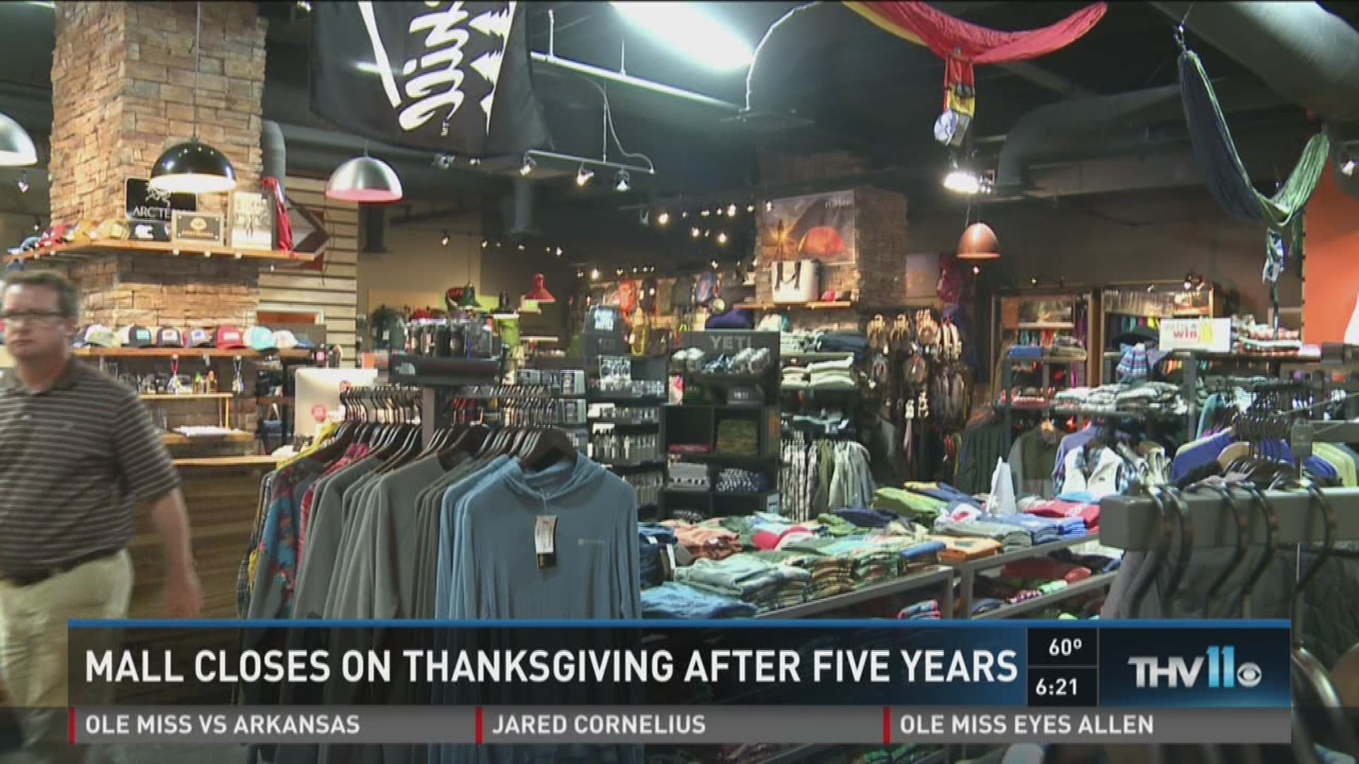 Employees at Park Plaza Mall excited to celebrate Thanksgiving Day with ...