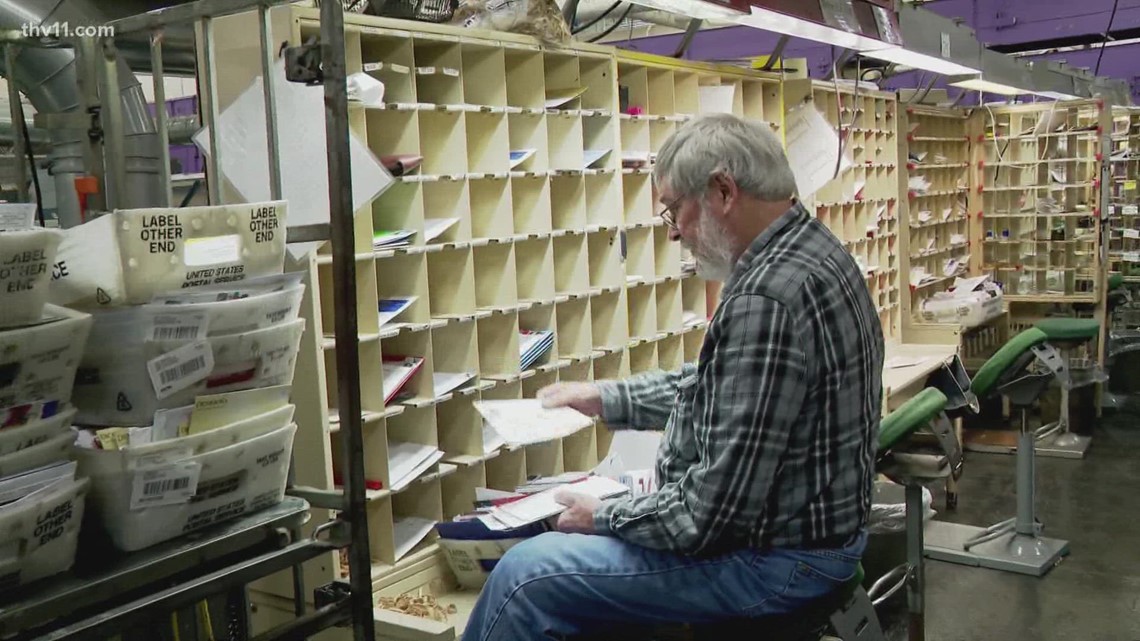 USPS navigating busiest time of year, helping deliver Christmas | thv11.com