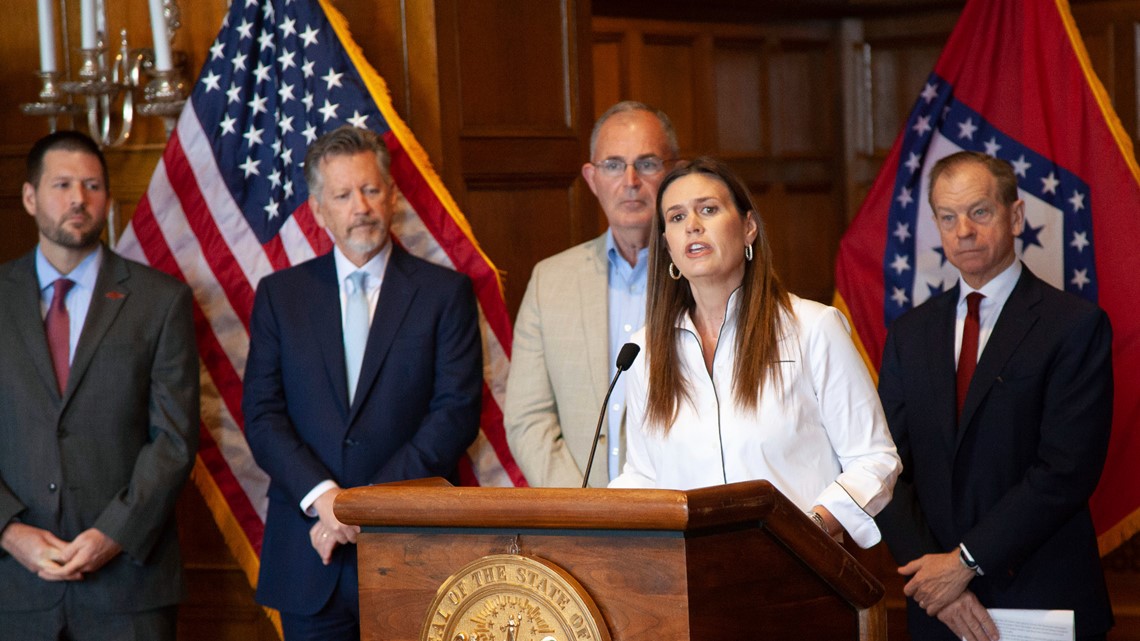 Gov Sarah Huckabee Sanders Formally Endorses Donald Trump