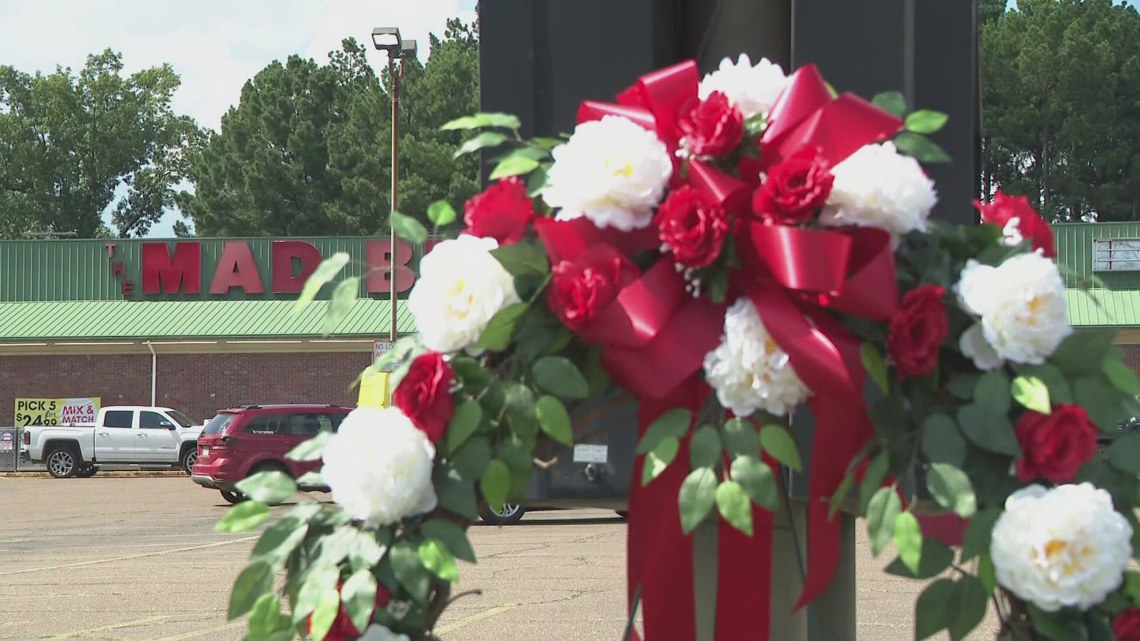 What to know about victims in mass shooting at Arkansas store | thv11.com