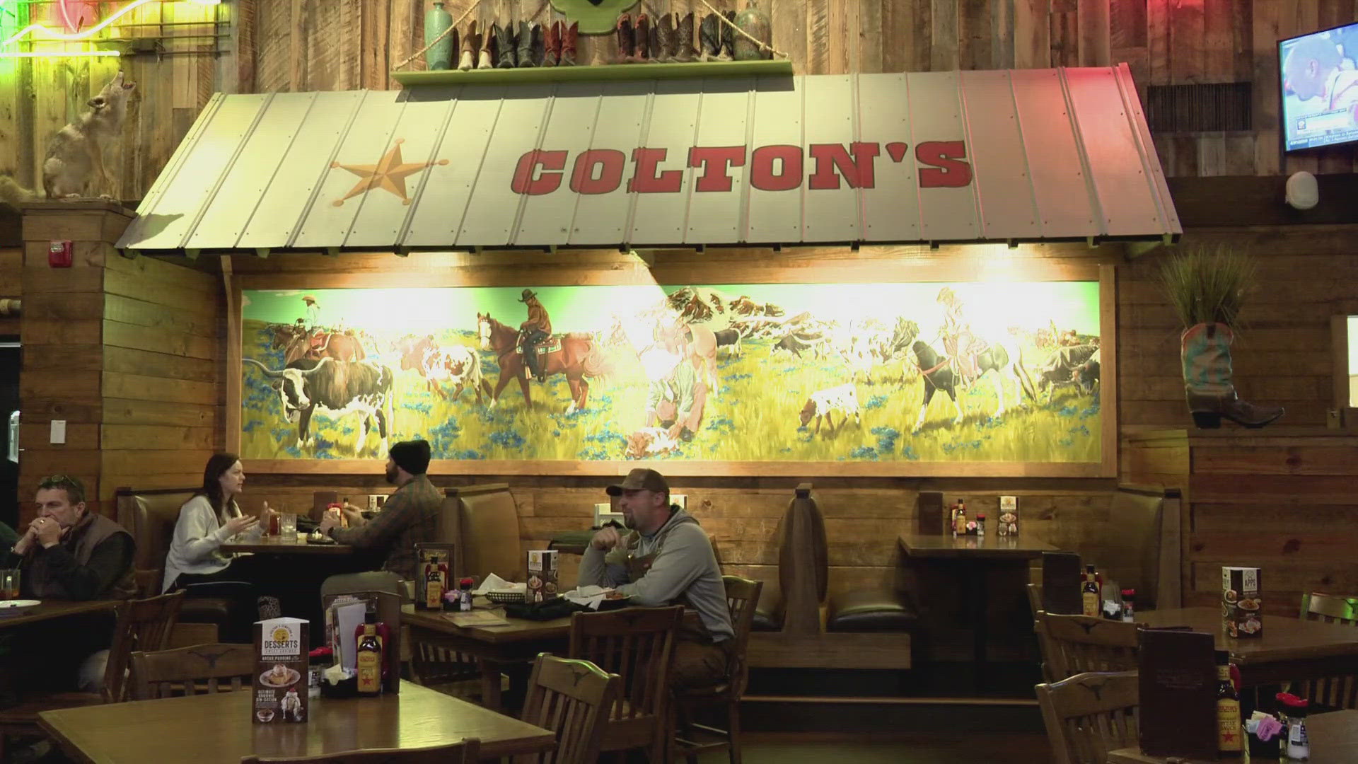 Army veteran says ICE agents detained him for hours without access to ...