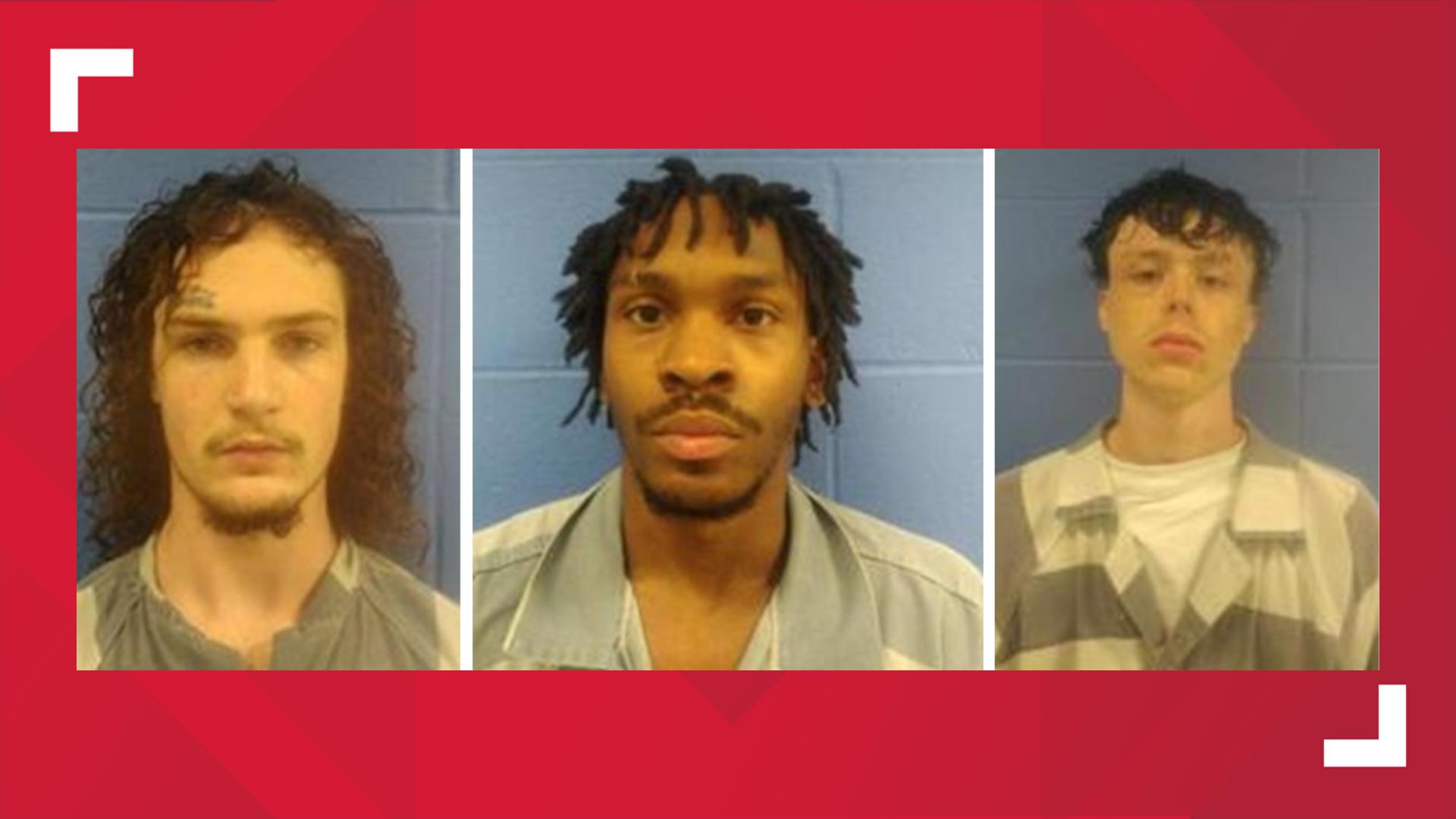 Conway police search for 4th suspect involved in shooting on UCA campus ...