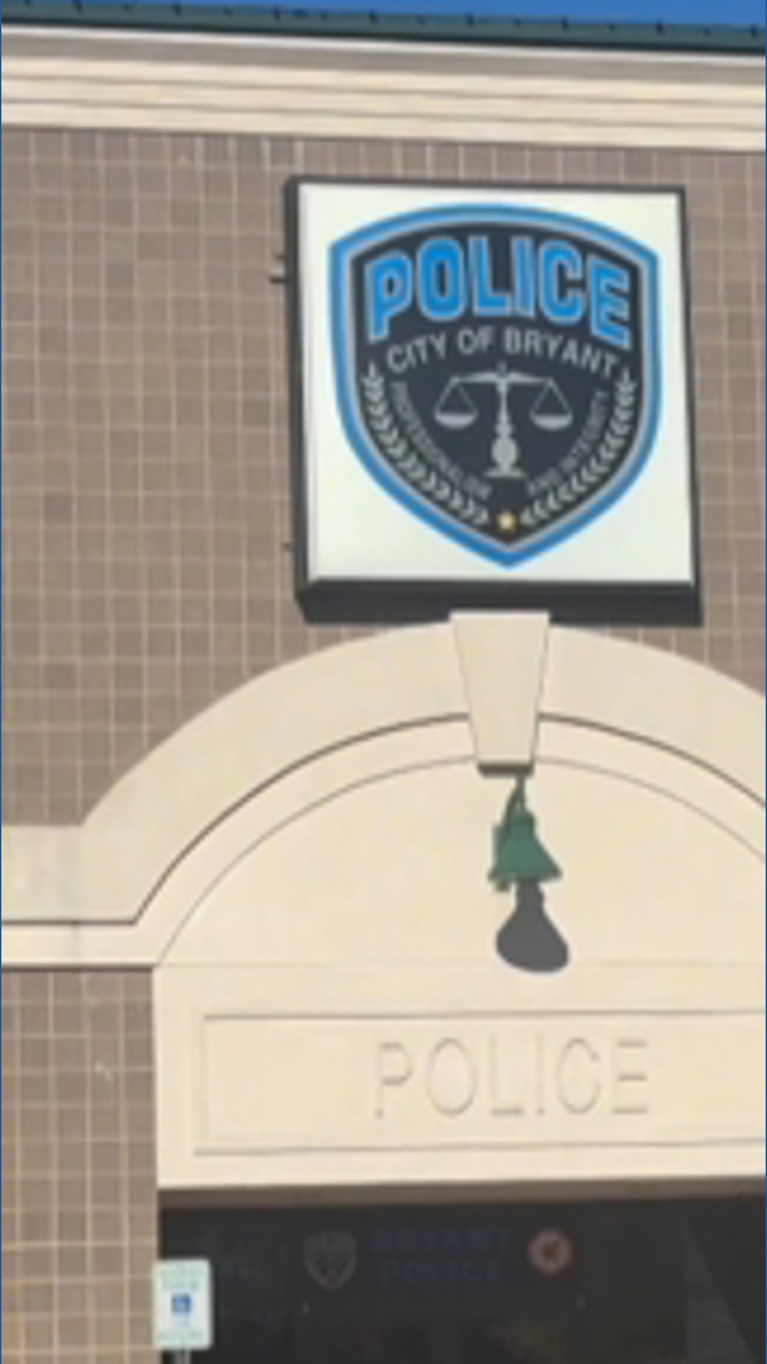 Former Bryant police detective files lawsuit against police chief ...