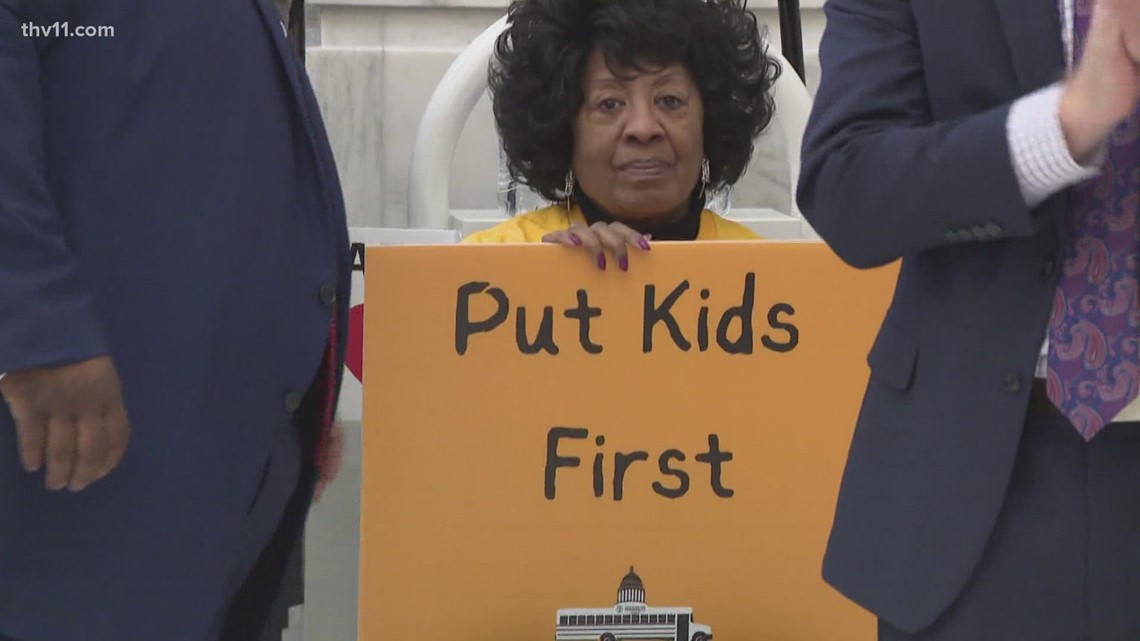 Advocates rally for school choice at State Capitol | thv11.com