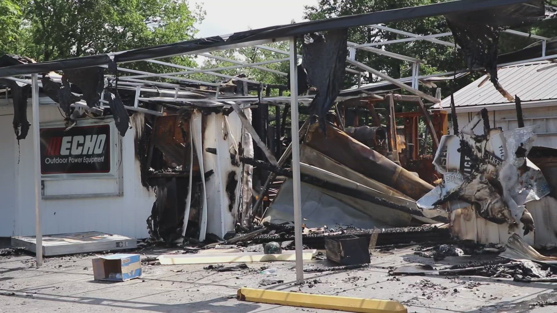 Little Rock repair shop catches on fire | thv11.com