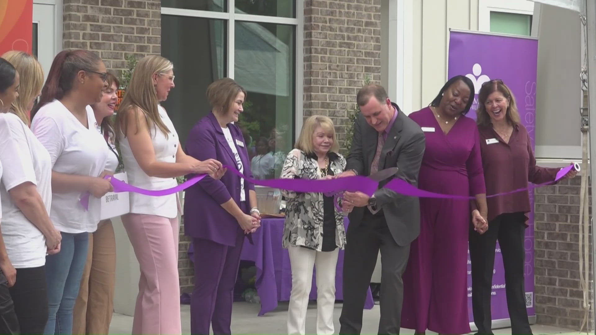 Women and Children First cuts ribbon on new Family Peace Center | thv11.com