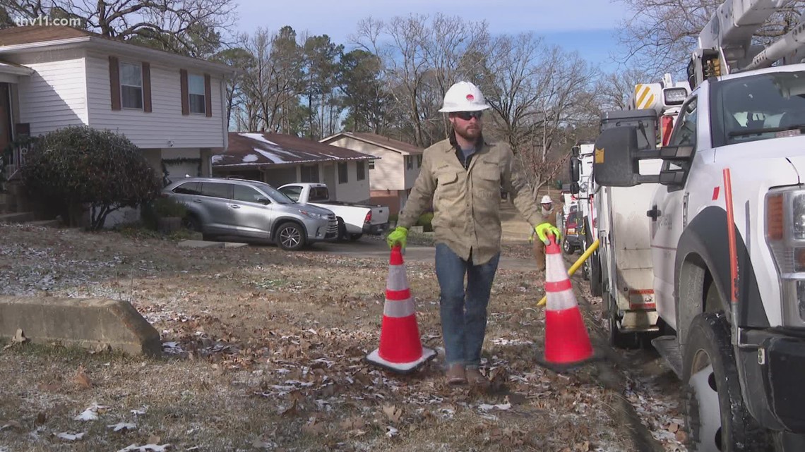 Arkansas utility crews working to restore services to customers | thv11.com