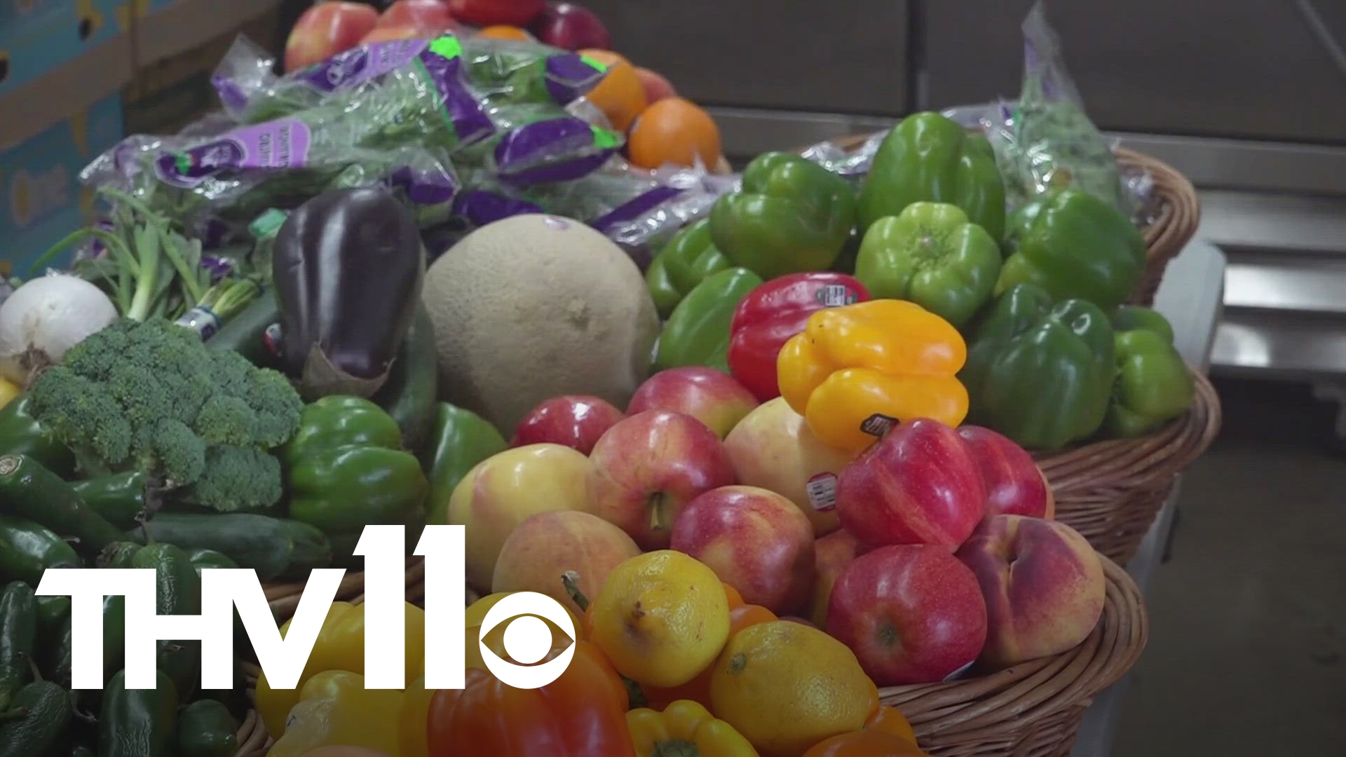 Amazon unveils first look at Sophie Turner as Lara Croft in 'Tomb ...