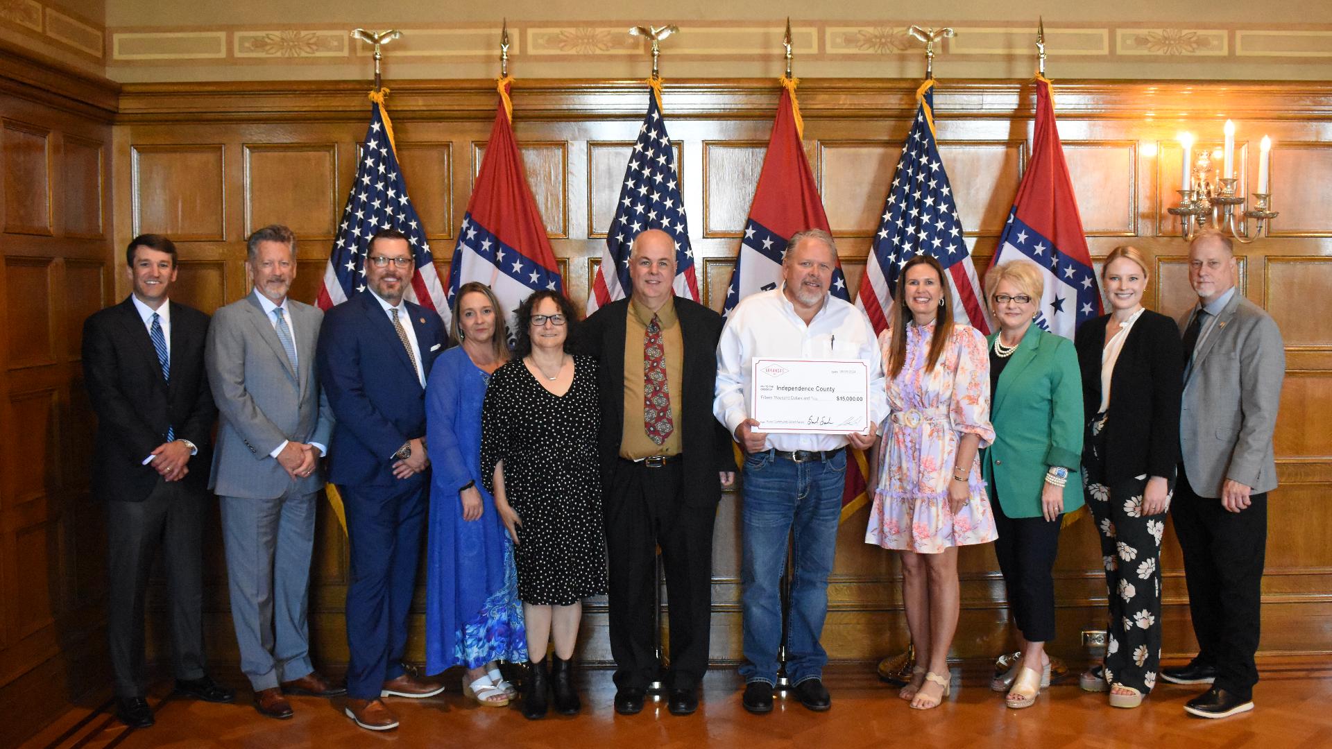 Gov. Sanders, AEDC award $334K to Arkansas communities | thv11.com