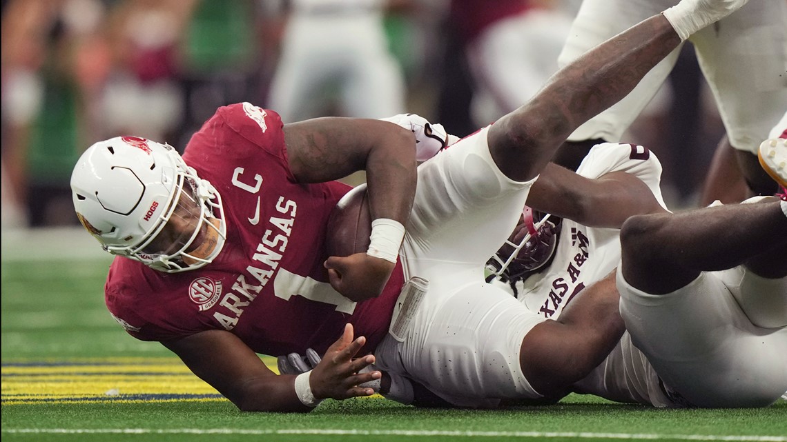 Arkansas Razorbacks fall to Texas A&M, 34-22 | thv11.com