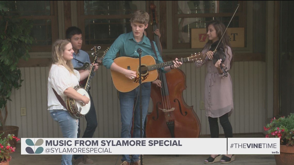 Live bluegrass music from Sylamore Special | thv11.com