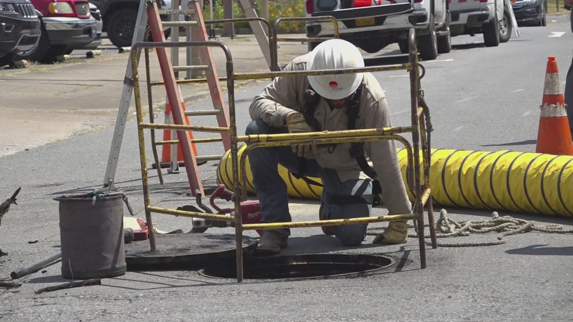 Underground electrical fire in downtown Little Rock causes chaos ...