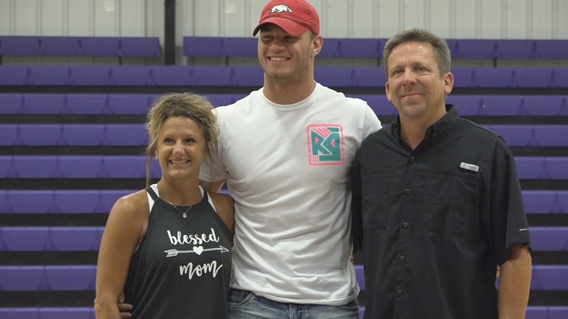 Blayne Toll commits to Arkansas | thv11.com
